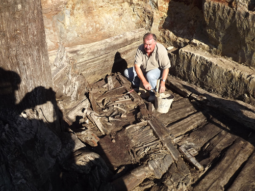 უძველესი ყორღანი "შავ არქეოლოგებს" გადაურჩა... - კვირის პალიტრა