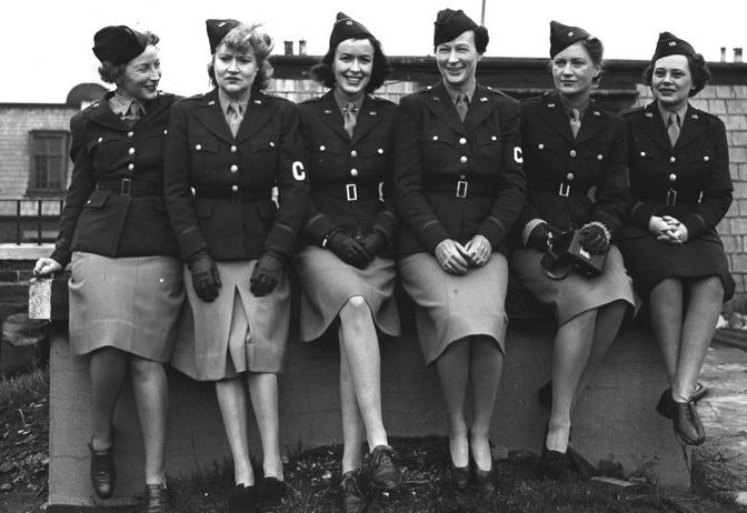 ქალები ომის ფრონტებზე: "სალაშქრო-საველე ცოლები" - კვირის პალიტრა