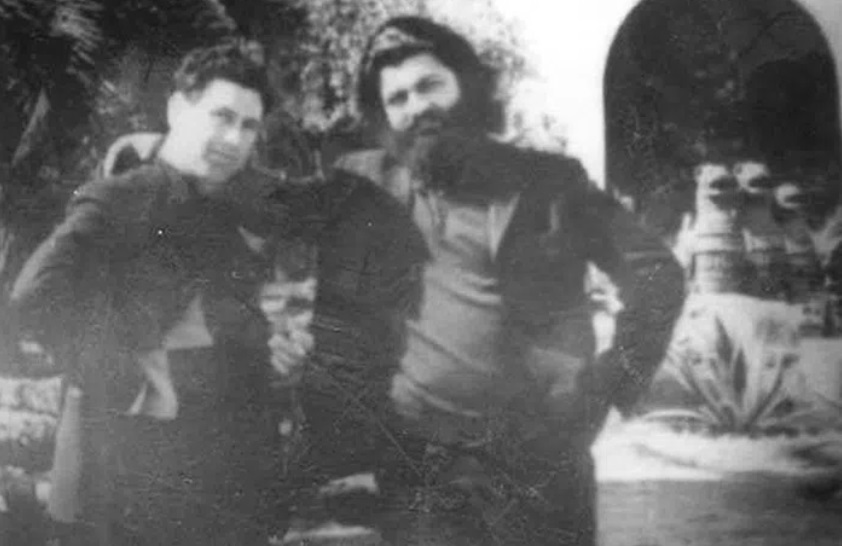 "რომ დააკავეს, ისეთი დახეული ფეხსაცმელი ეცვა, მილიციის უფროსმა თავისი ...