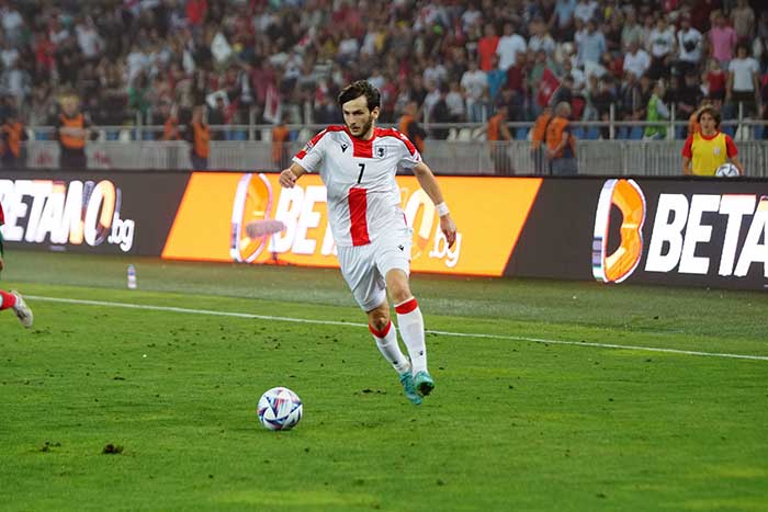 ფეხბურთი ჩვენთანაც დაბრუნდა! - კვირის პალიტრა