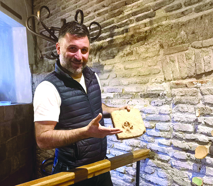 „წარსულის“ სახლი გუდიაშვილის მოედანზე - კვირის პალიტრა