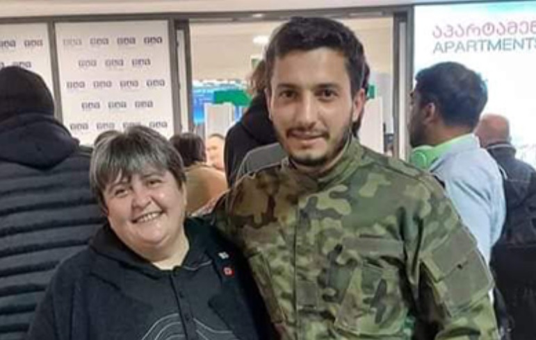 "დილით აფხაზებს ალყაში მოუქცევიათ მოხუცი ქალის სახლი და დანებება ...