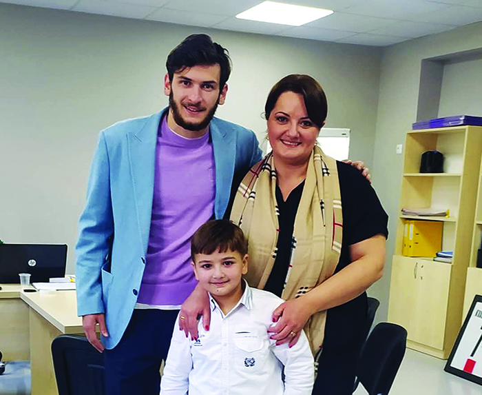 “ხვიჩას ღმერთი უყვარს და ღმერთსაც უყვარს ეს ბიჭი“ - კვირის პალიტრა